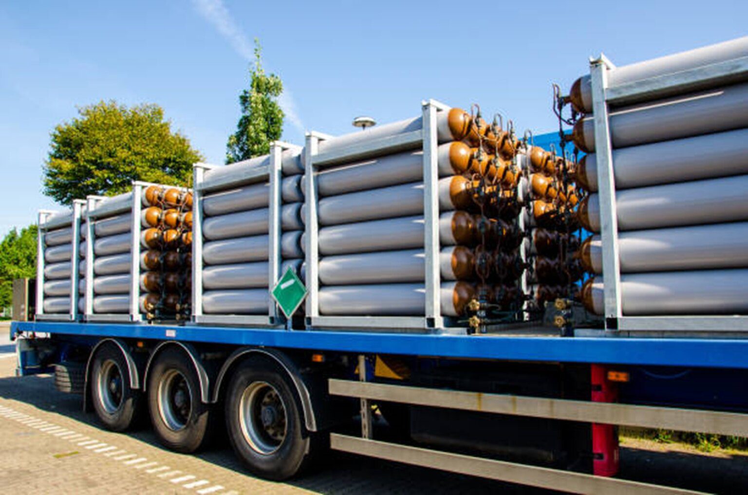 Designing Gas Cylinders - AltaSim Technologies, LLC